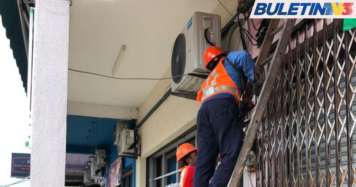 10 Premis Judi Atas Talian Dipotong Bekalan Elektrik | BULETIN TV3 Malaysia