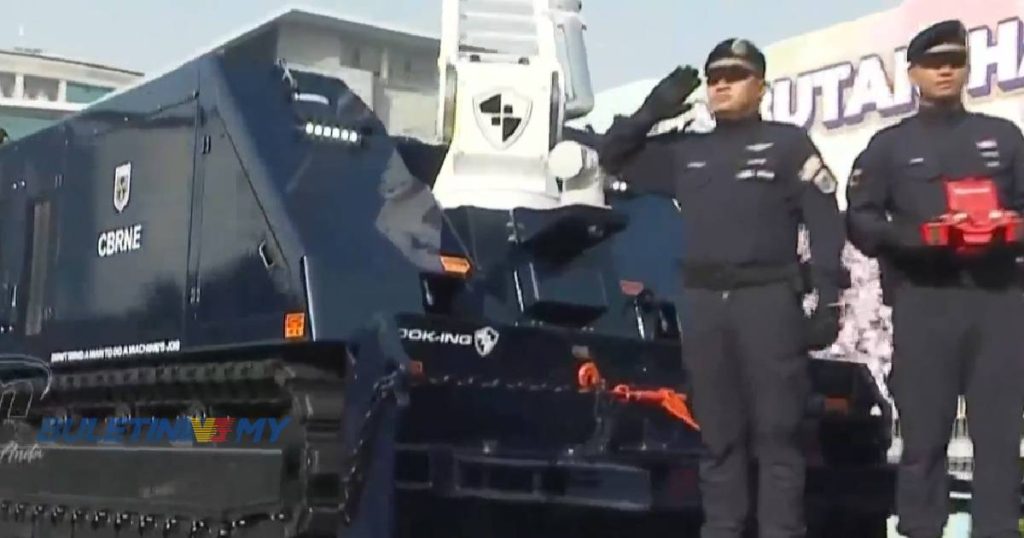 [VIDEO] Hari Kebangsaan 2024: PDRM tampil aset terbaharu MVF-5 Dok-ing ...