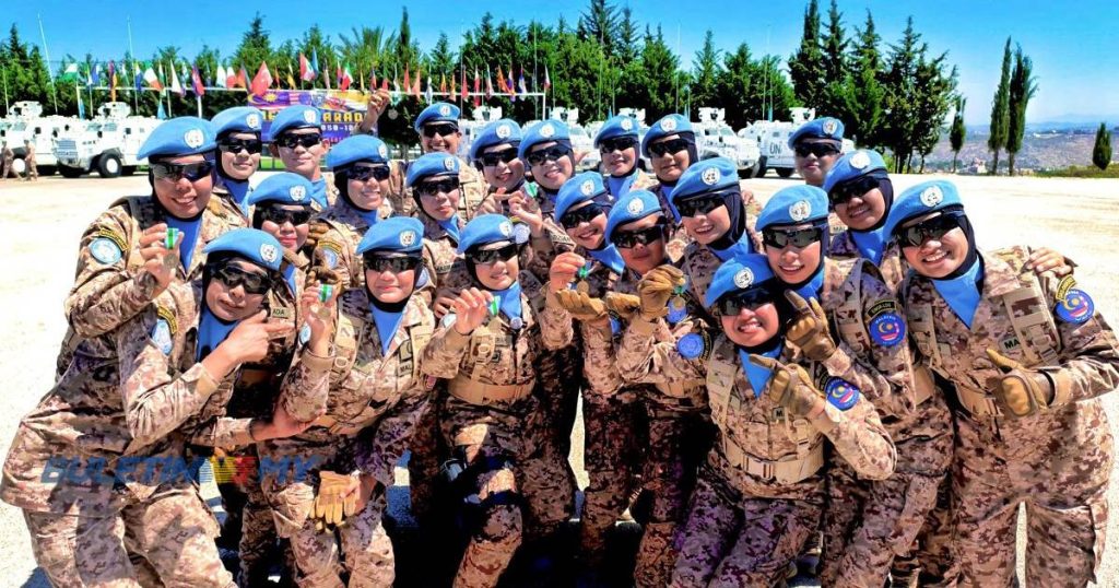 155 anggota MALBATT 850-12 terima pingat PBB | BULETIN TV3 Malaysia
