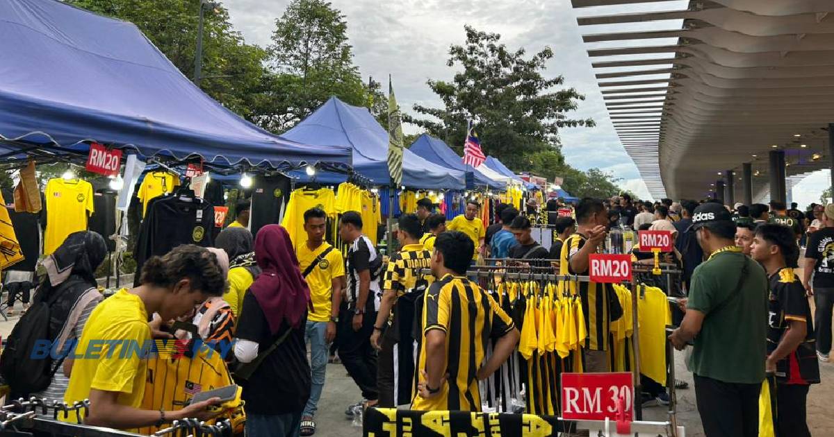 [VIDEO] Penyokong terus serbu SNBJ | BULETIN TV3 Malaysia