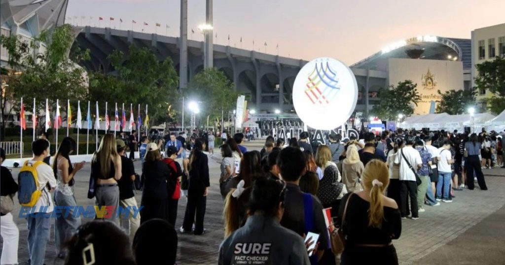 Sukan SEA Thailand secara rasmi bermula | BULETIN TV3 Malaysia