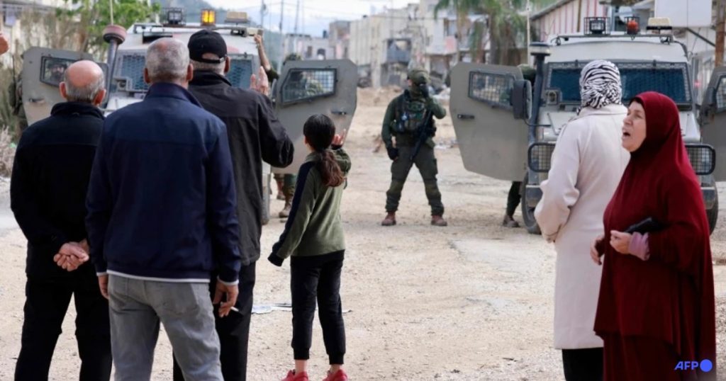 Tentera Israel mahu roboh 25 bangunan kediaman di kem pelarian di ...