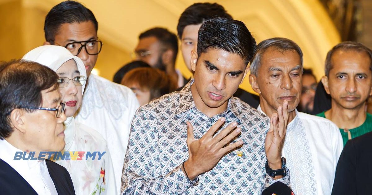 [VIDEO] Mahkamah Persekutuan hentikan sementara rayuan Syed Saddiq ...